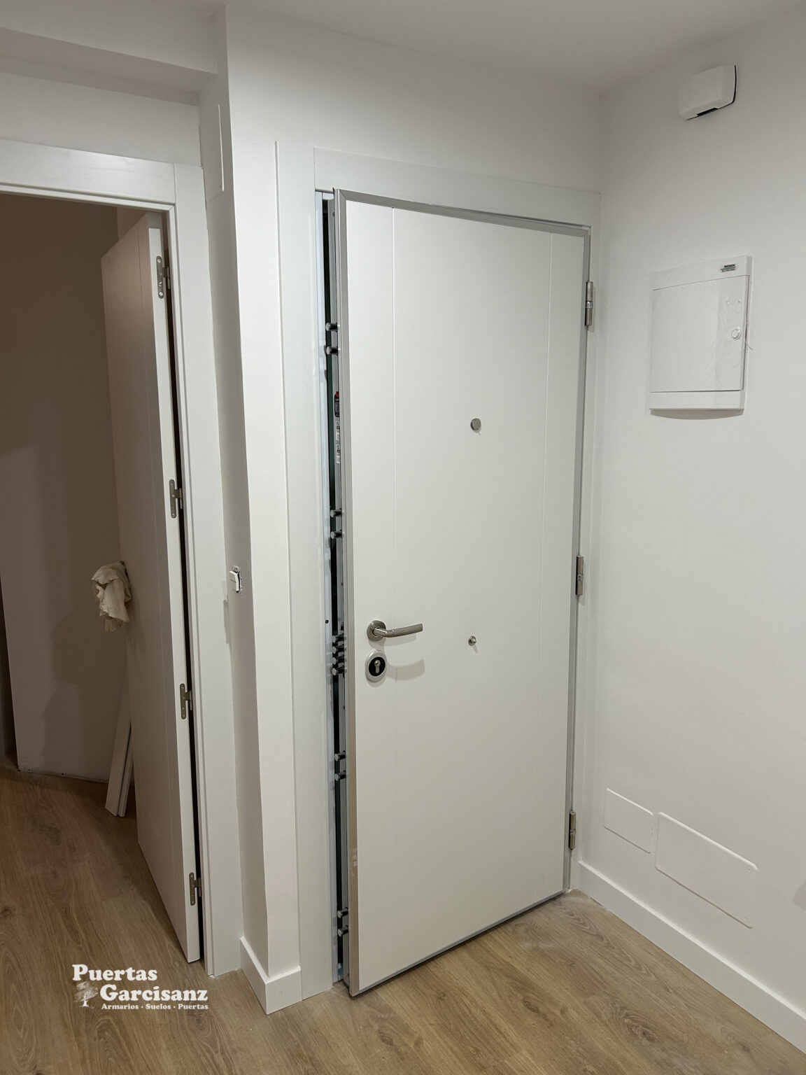 Puerta Acorazada Thor 20 Grado 3 / 3B instalada en Valladolid (Cara ...
